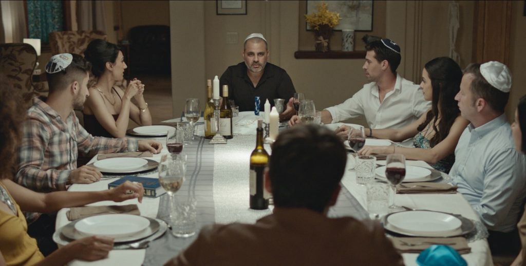 Mutlu Günler / Happy Times Film Eleştirisi ve Yorumlar - OrtaKoltuk