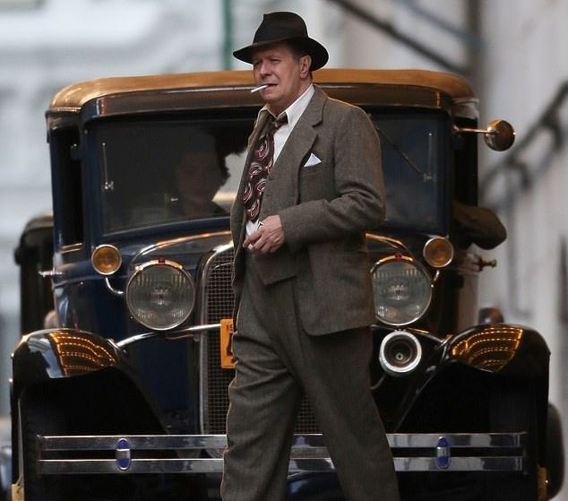 Mank Film Eleştirisi ve Yorumlar - OrtaKoltuk